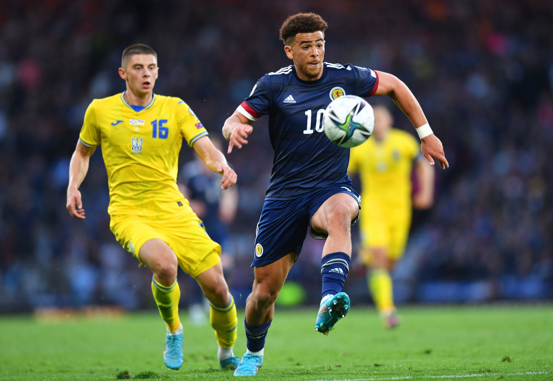 Phil Hay reveals Leeds United stance on domestic transfer swoop ... Phil Hay reveals Leeds United stance on domestic transfer swoop ...