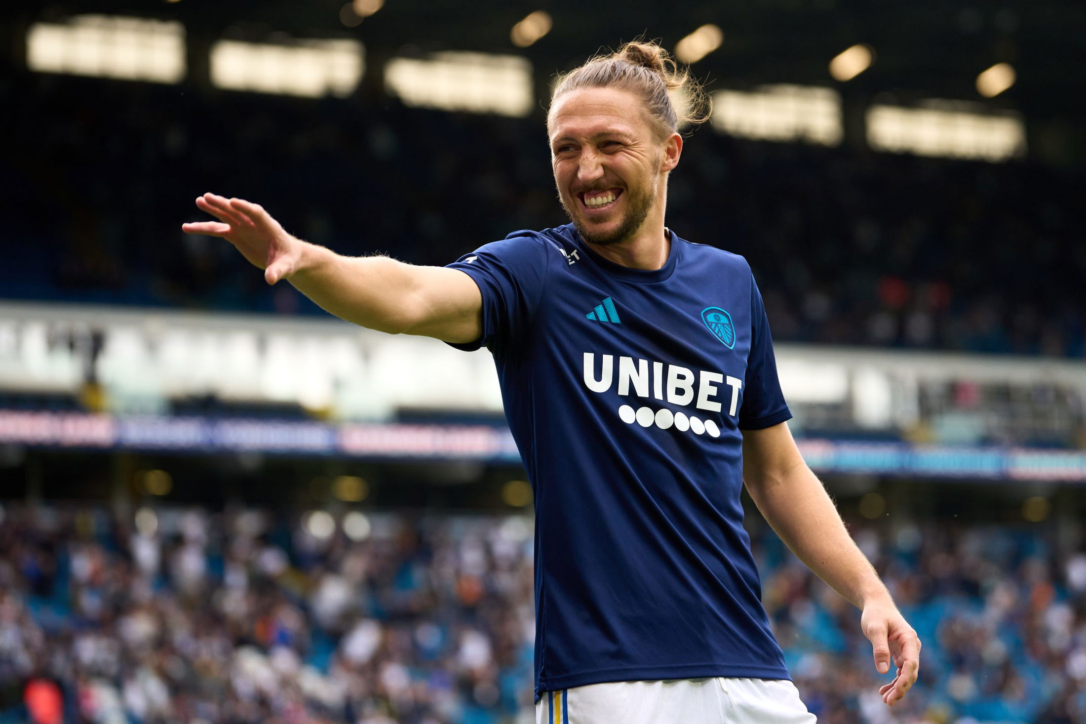 Phil Hay confirms imminent emotional Leeds United exit to EFL rivals ...