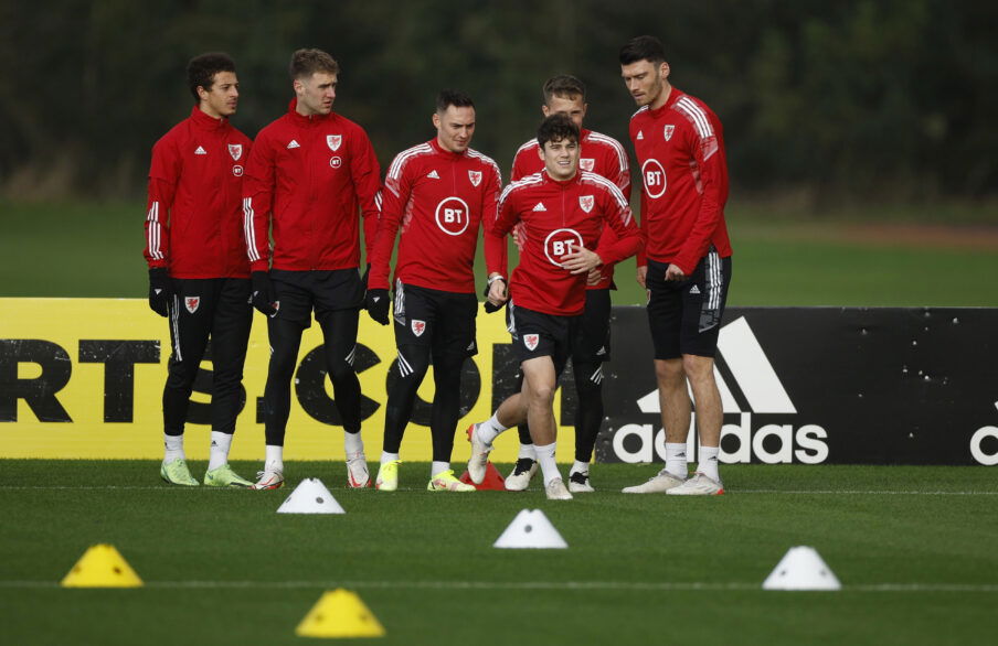 “Hi pal” - Joe Rodon’s brother teases Leeds United transfer agreement ...