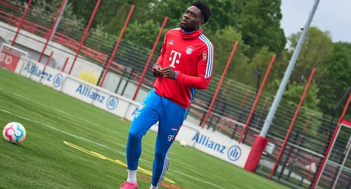 Good news for Alphonso Davies and CanMNT fans in Canada star's injury ...
