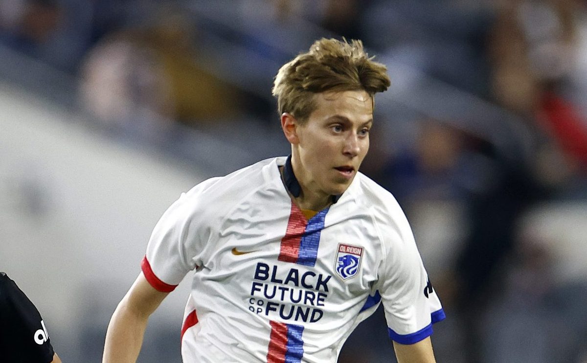 WoSo Canadians Abroad: Quinn is a NWSL highlight reel, Viens is clutch ...