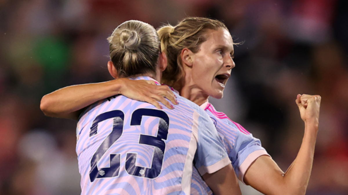 WATCH: Canada star Cloé Lacasse scores wonder goal, Arsenal tie ...