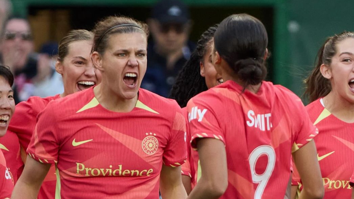 Christine Sinclair scores match-winning goal for Portland Thorns