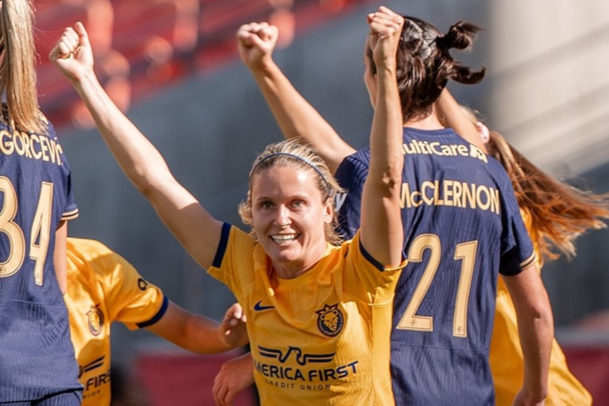WATCH: Canada's Cloé Lacasse scores hat-trick for Utah Royals