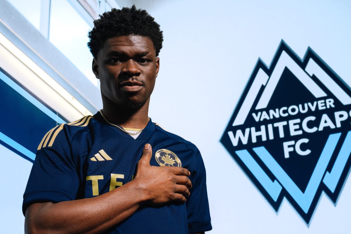 Vancouver Whitecaps sign American forward Emmanuel Sabbi