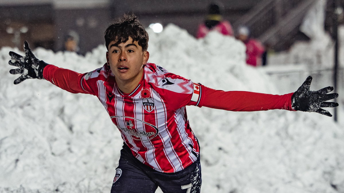 David Rodriguez never played in snow before scoring viral goal