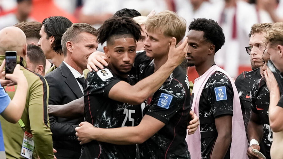 Ismael Kone suffers gruesome leg injury in Canada win over Qatar