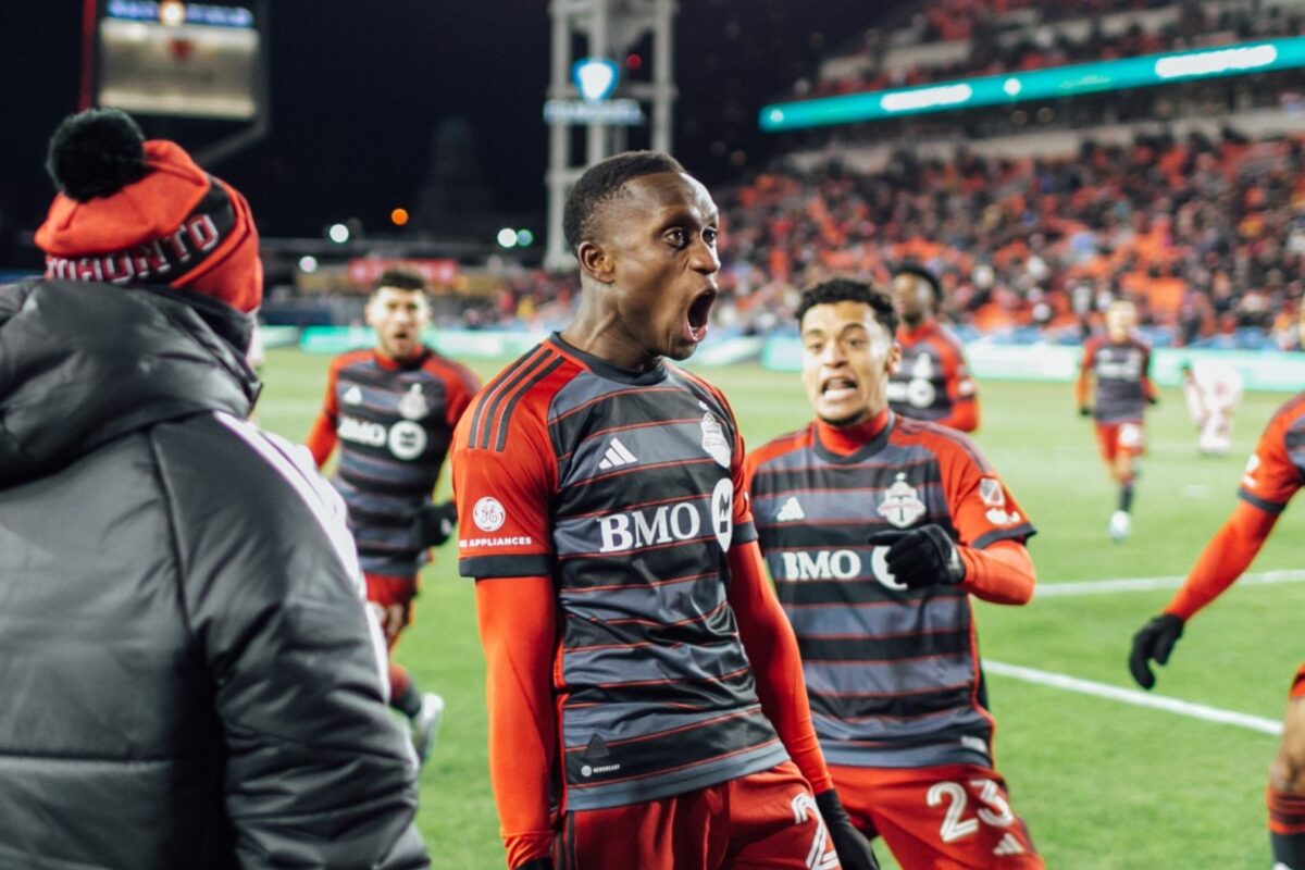 Richie Laryea returns to Toronto FC on 3-year deal