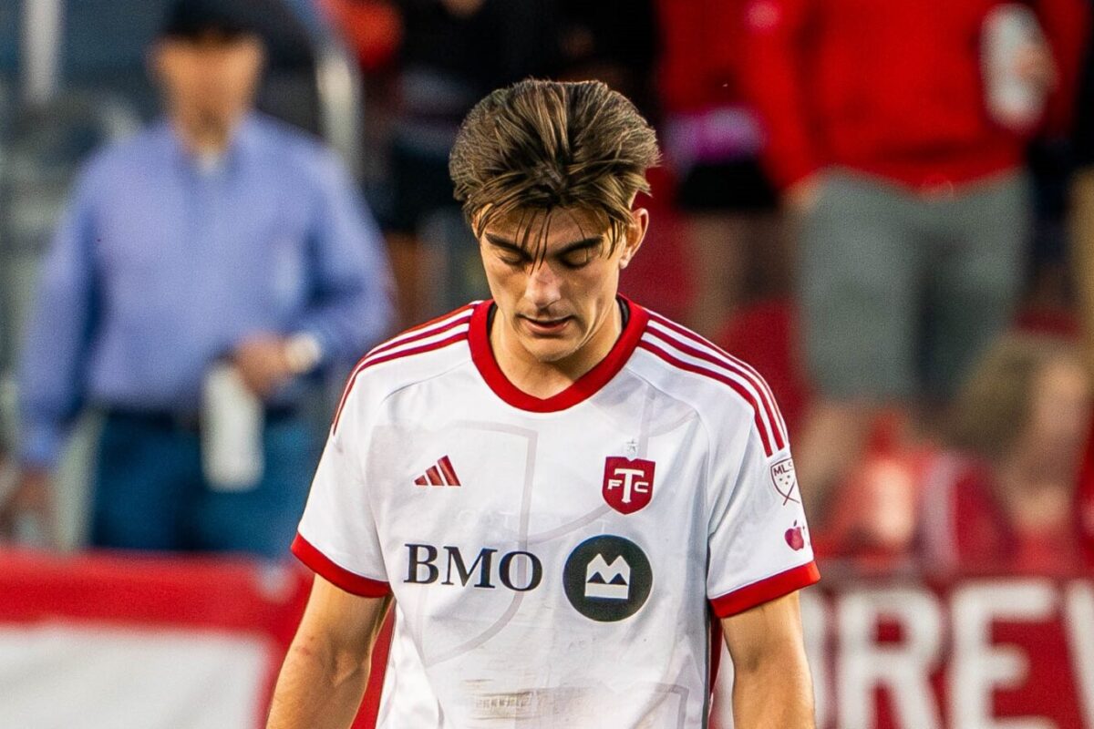 Toronto FC's Coello to miss several weeks with hamstring injury
