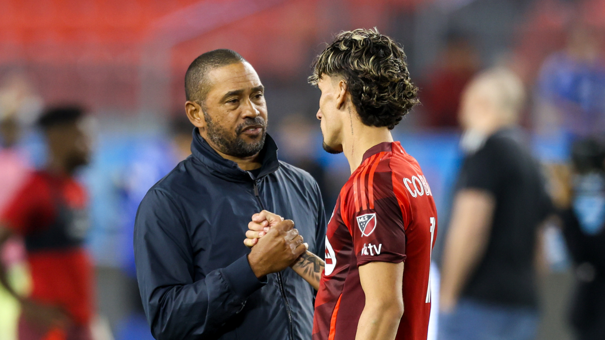 Toronto FC sticking with head coach Robin Fraser