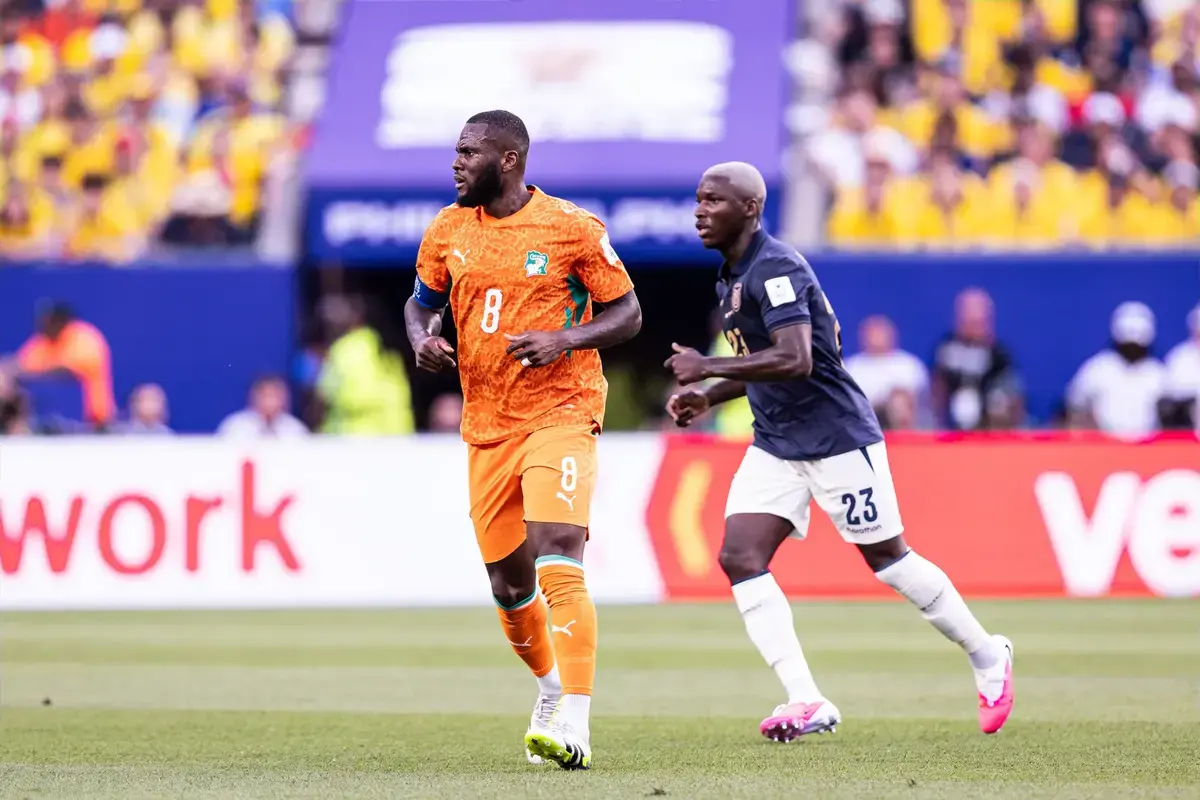 Amad Diallo gives Ivory Coast dramatic win over Ecuador, trip to ...