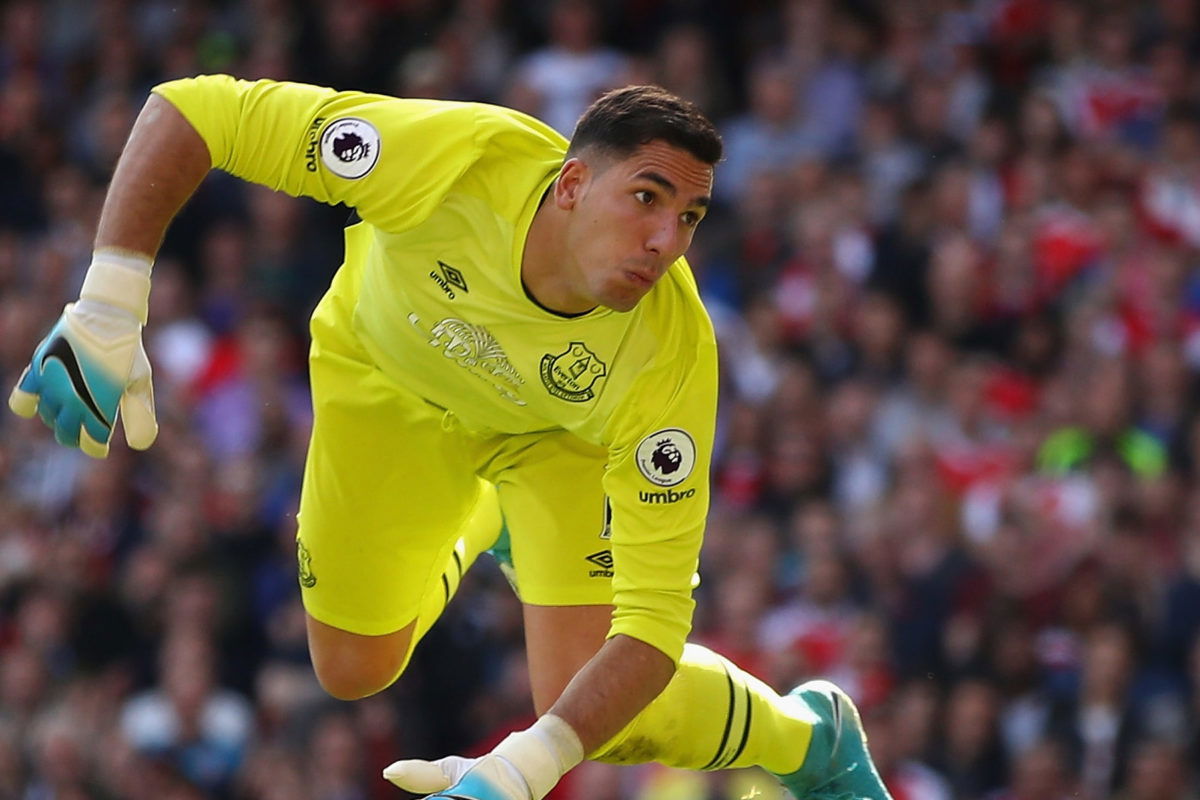 Five goalkeepers Everton should be looking at this summer - Read Everton