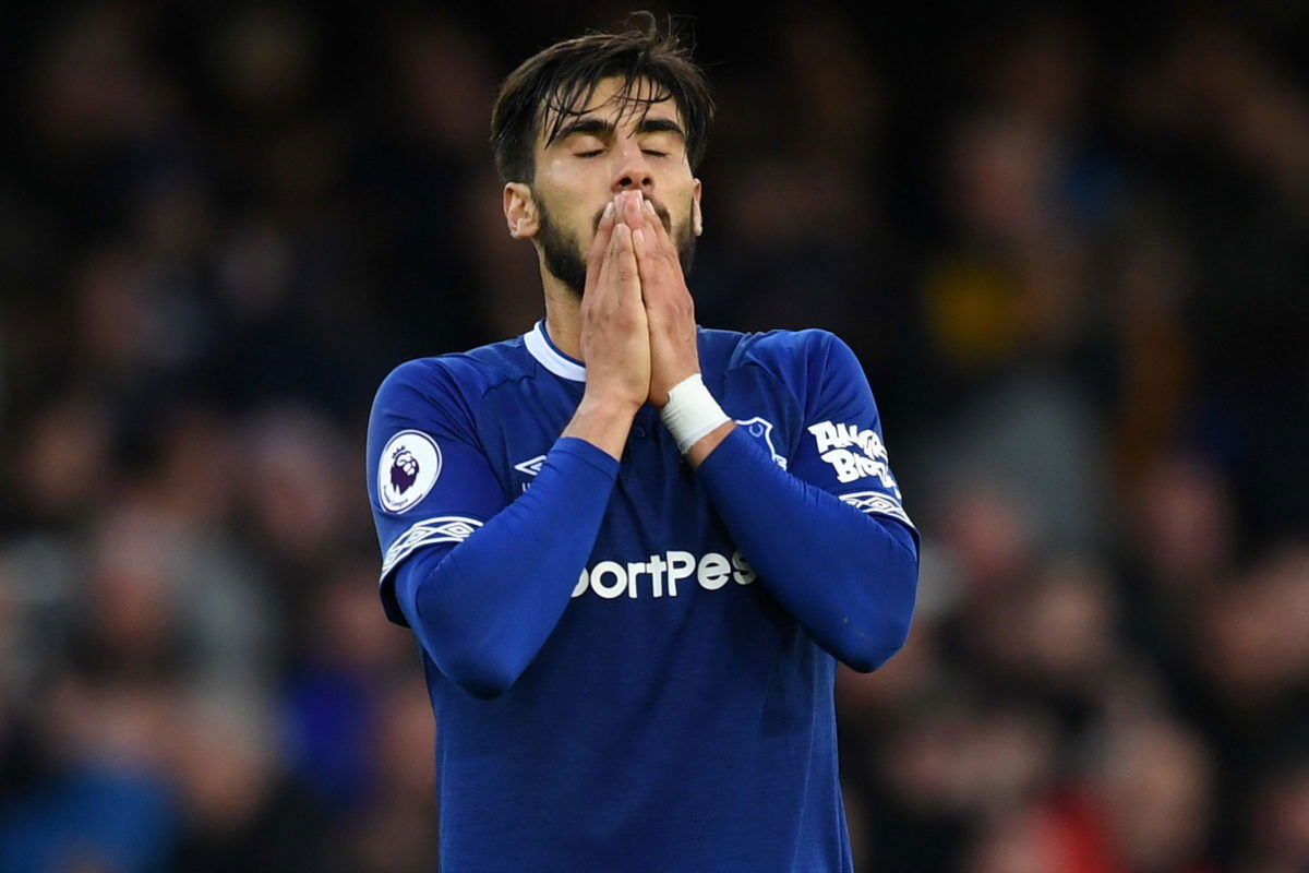 Silva suggests Gomes decision could be made in January - Read Everton