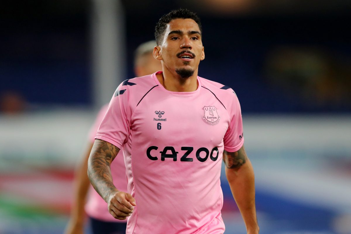 Fans React as Allan suffers Unspecified Injury with Brazil - Read Everton