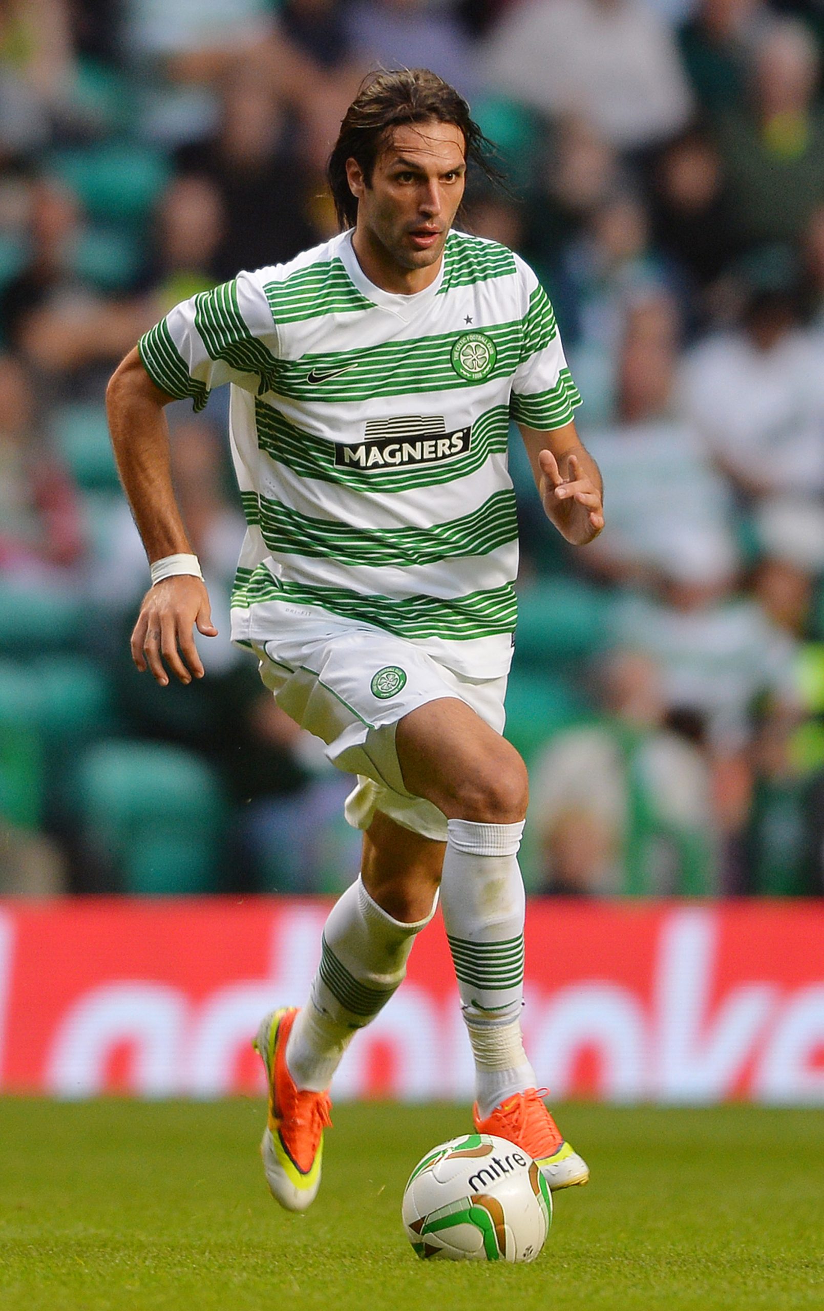 What shirt number was Samaras given at Celtic? - Read Celtic
