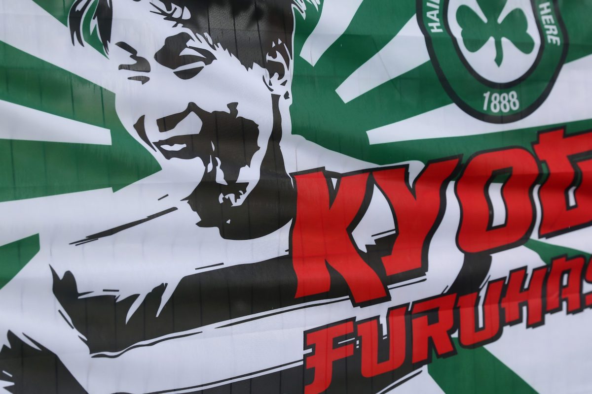 Virals: Celtic ultras unveil resonant anti-racism mural in Glasgow ...