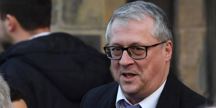 Tom English: Future Looks Bleak for Ibrox - Read Celtic