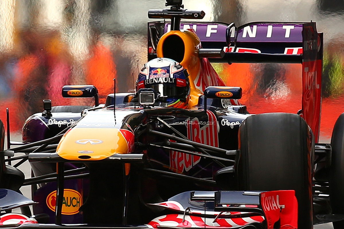 Red Bull Unveils Its New Formula One Logo - Read Motorsport