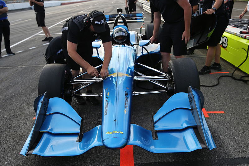 IndyCar's universal aero kit makes road course appearance - Read Motorsport