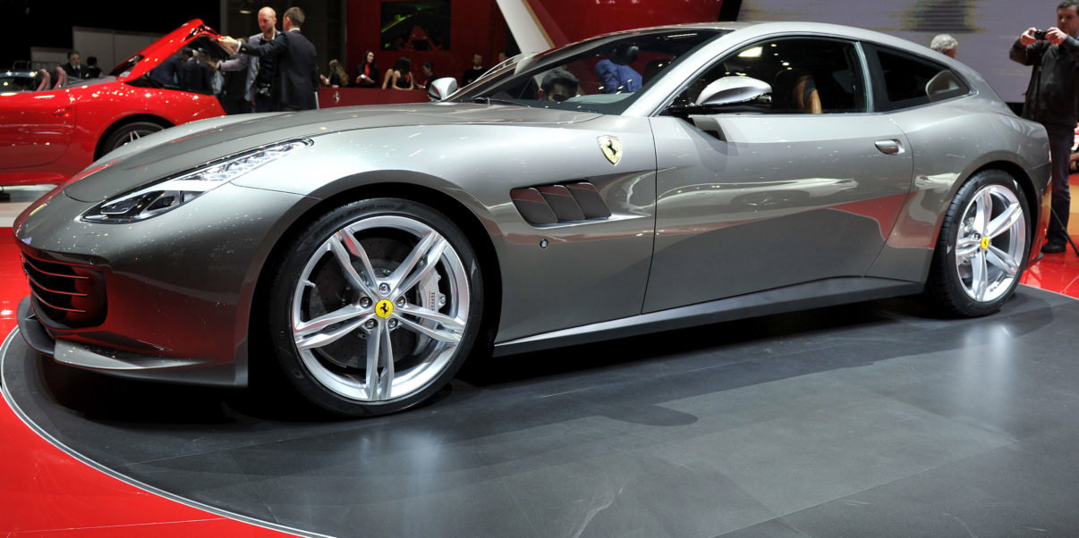 Ferrari announce 4WD replacement of the FF - Read Cars