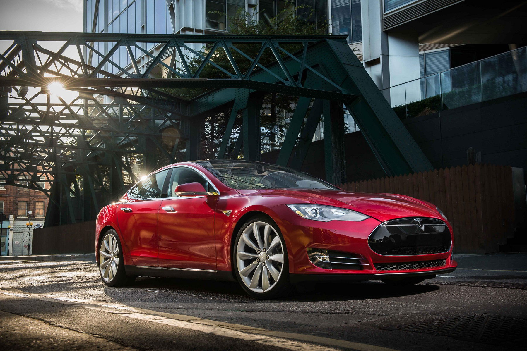 Tesla Model S – The Ludicrous Option - Read Cars