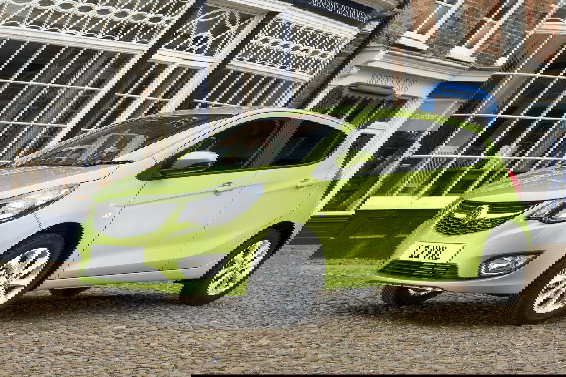 Vauxhall Viva - Read Cars