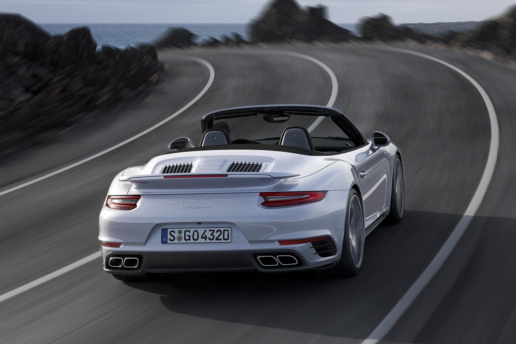 Porsche 911 Convertible - Read Cars