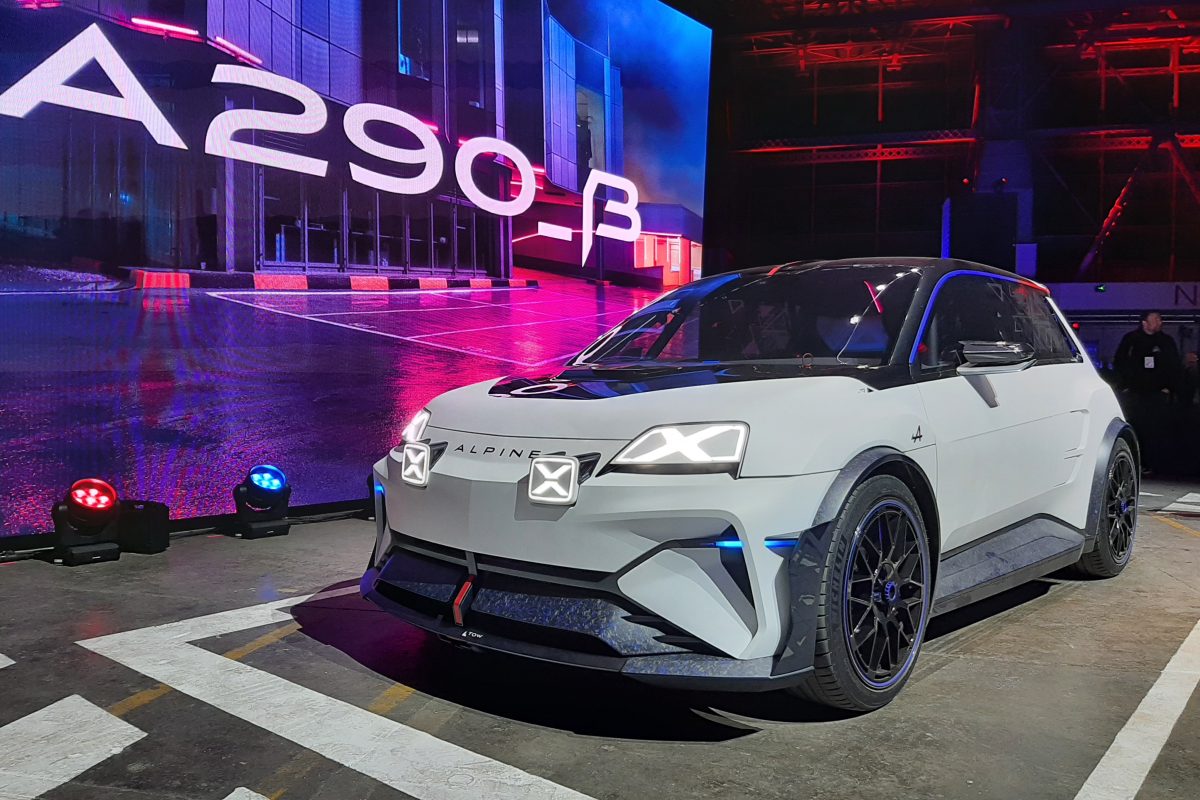 Revealed: Alpine's first electric hot hatch - Read Cars