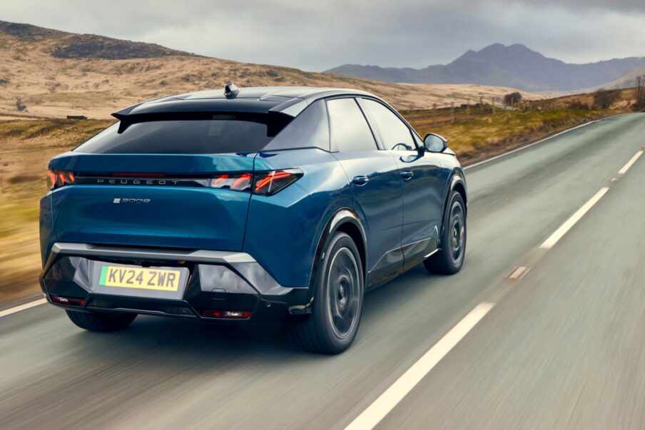 Peugeot E-3008 review: Electric family SUV oozes kerb appeal - Read Cars