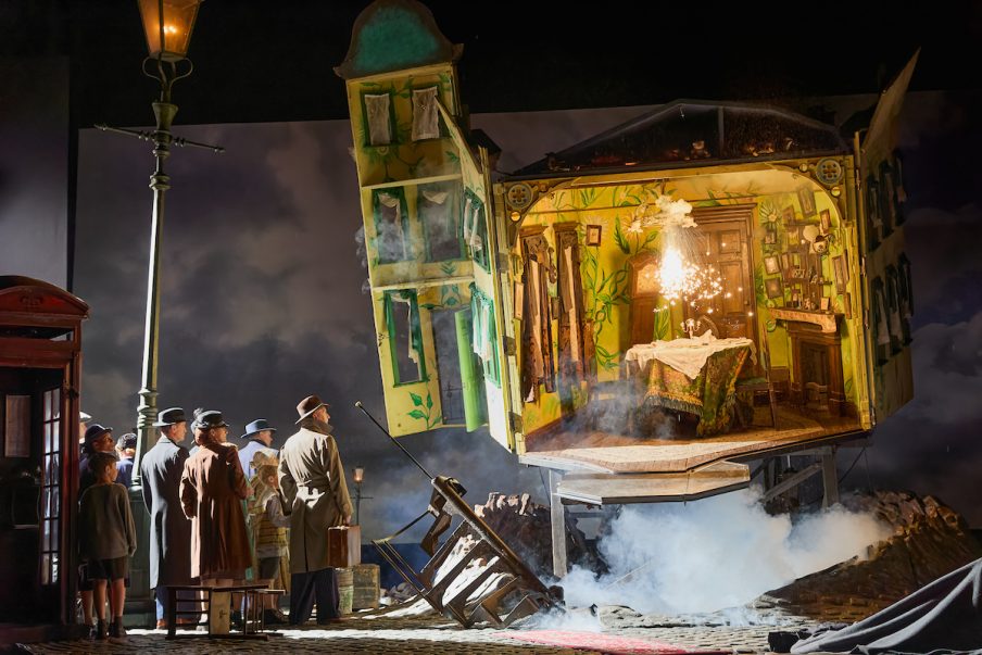 Stage Review - An Inspector Calls (2022) - CitiBlog