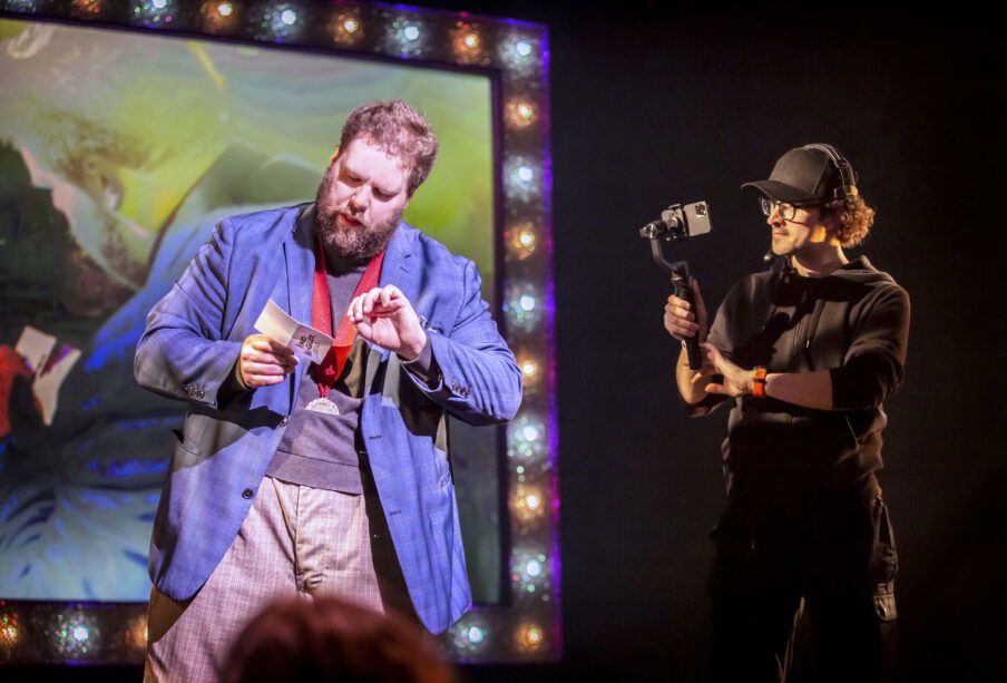 Stage Review - Mind Mangler, Member of the Tragic Circle - CitiBlog