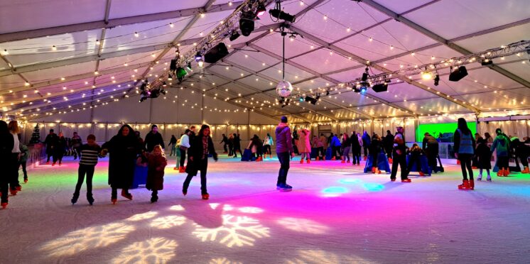 Willen on Ice opens at Willen Lake for 2024/25 festive season - CitiBlog